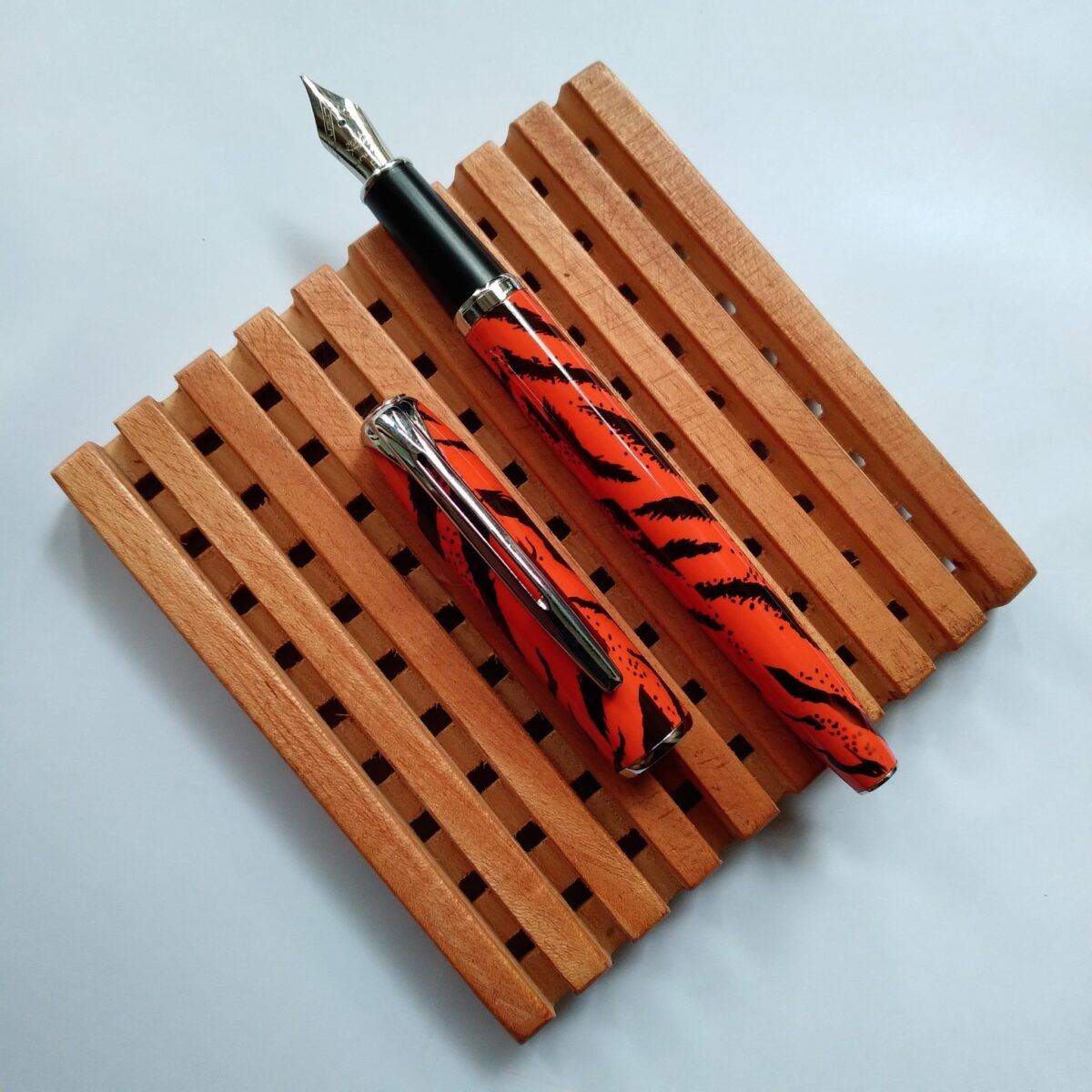 Jinhao 996 Leopard Fountain Pen - SURPRISE-BD.COM